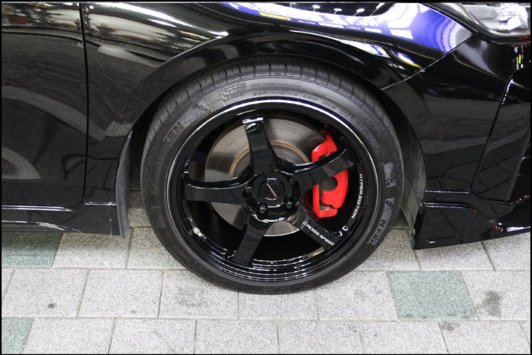 [K3 GT] 휠튜닝 핫스터프 CR5 크로스스피드 글로스블랙 18인치 아이박 다운스프링